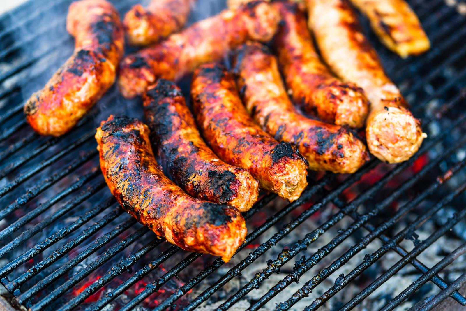 Comment cuire vos saucisses au barbecue